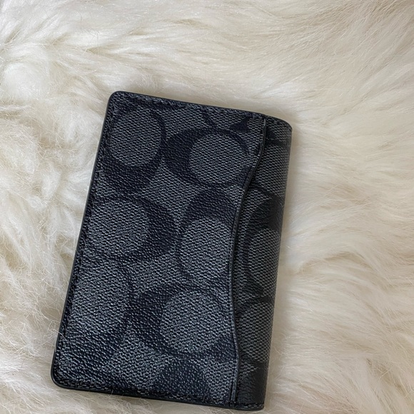 Coach | Accessories | Coach Id Wallet In Signature Canvas | Poshmark
